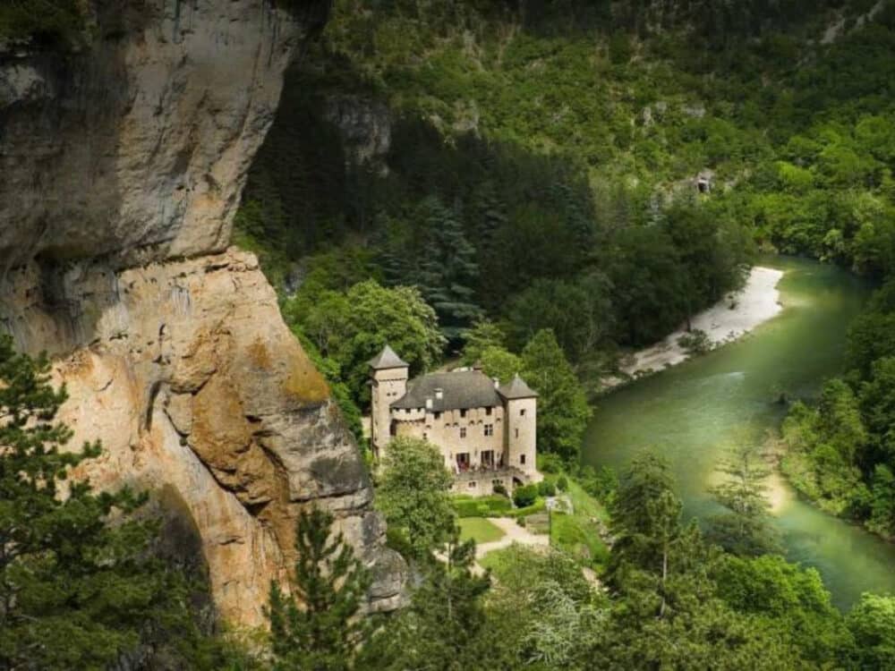 Hôtels châteaux dans les gorges du Tarn : 7 lieux où dormir